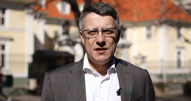 Aleksandar Popović - Biografija