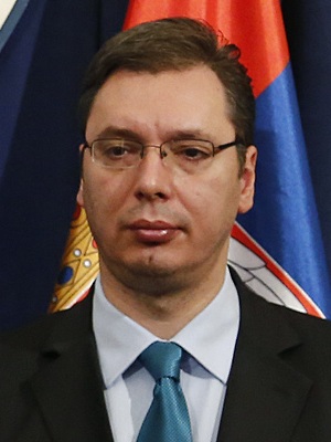 Aleksandar Vučić - Biografija